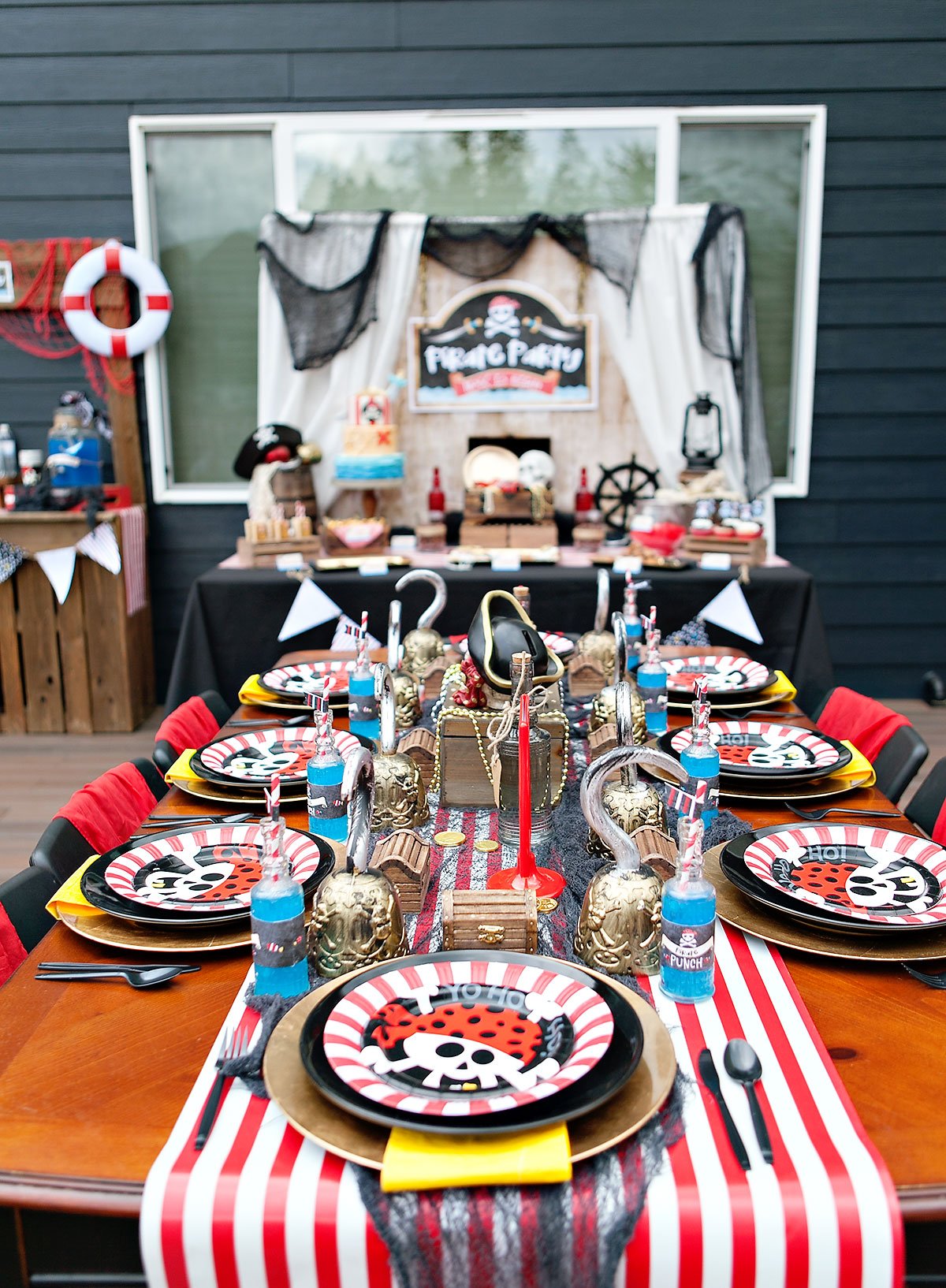 A Modern Pirate Party Kids Table Hostess With The Mostess A Modern Pirate Party Kids Table Hostess With The Mostess
